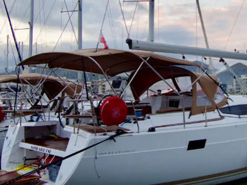 Rental of Sailboat NAVIGATOR ONE en Port de Pollença | Navega en Barco